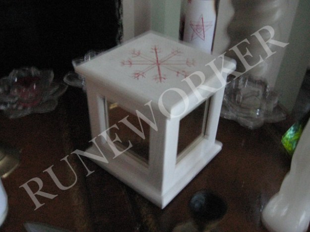 Mirror Box Spell for Protection and Empowerment | RUNEWORKER